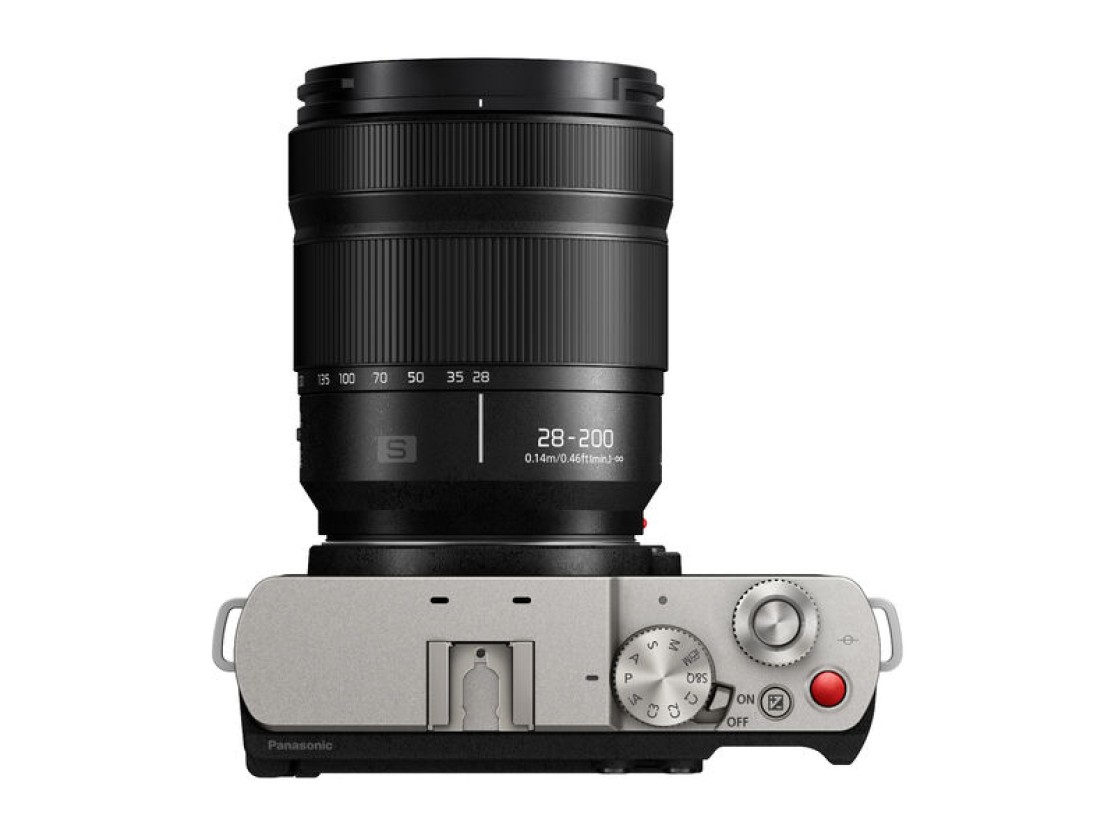 Panasonic Lumix S9 Mirrorless Camera with 28-200mm Kit Silver