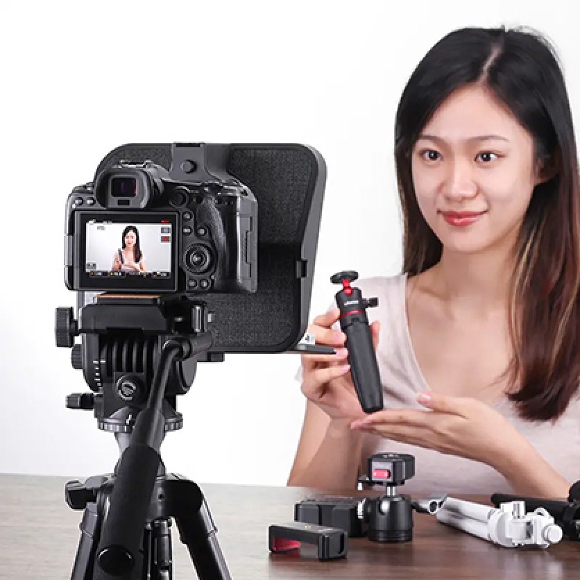 Ulanzi RT02 Foldable Teleprompter