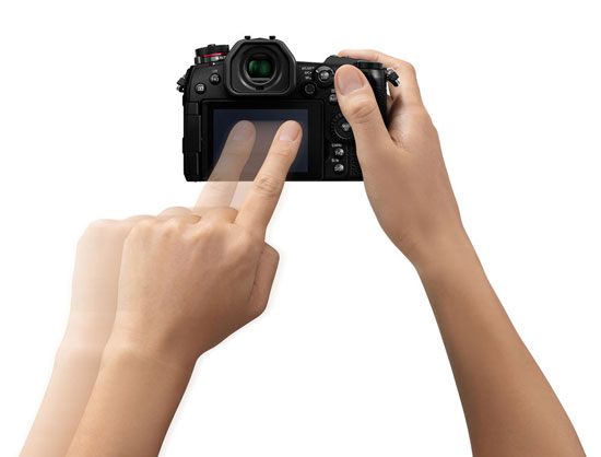 Panasonic Lumix DC-G9 Mirrorless Camera